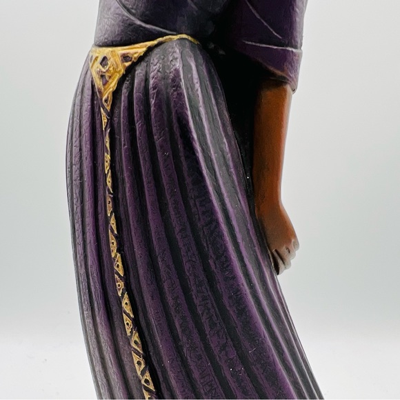 Enesco | Accents | Mahogany Princess Figurine Parastone Tall Man Woman ...